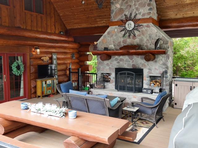 28498 Acorn Court