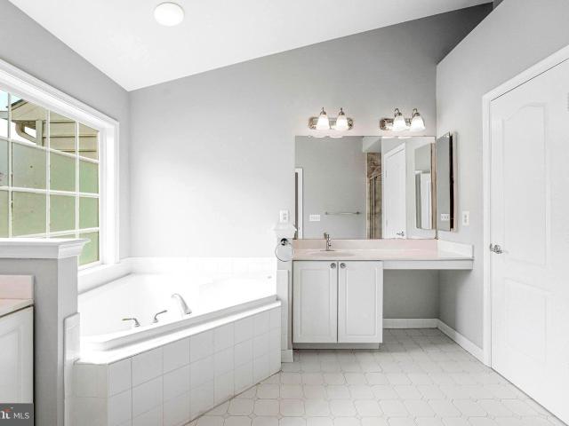 2849 Laura Gae Cir, Vienna, VA 22180 | MLS #VAFX2322