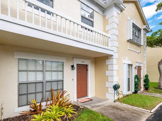 2849 S Belmont Ln S, Cooper City, FL 33026