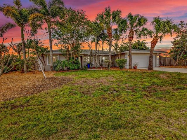 28401 Coco Palm Dr, Punta Gorda, FL 33982 | MLS #C7524