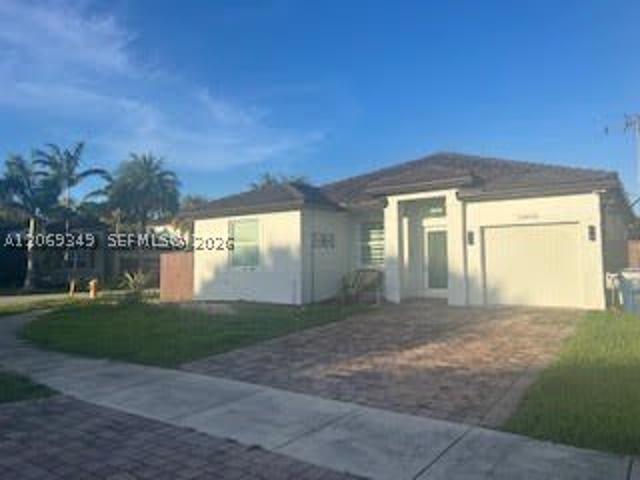 28405 SW 130th Pl, Homestead, FL 33033
