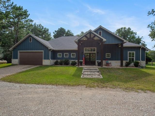 28406 Riley Rd, Waller, TX 77484