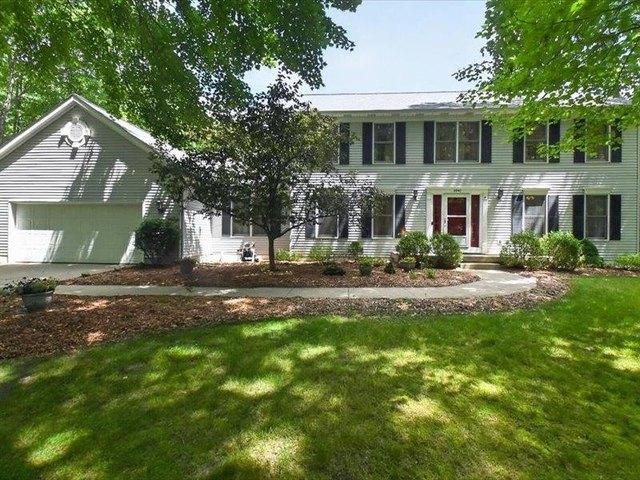 2840 N Waskevich Ln, Midland, MI 48642
