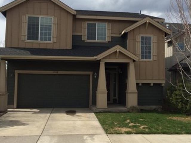 2840 NE Sedalia Loop, Bend, OR 97701