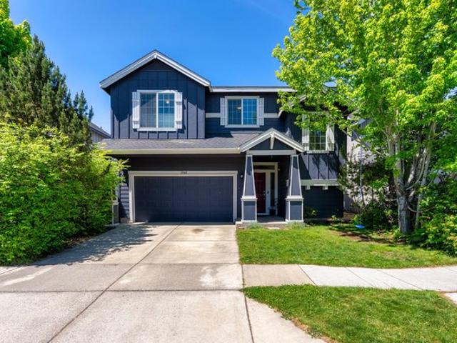 2840 NE Sedalia Loop, Bend, OR 97701