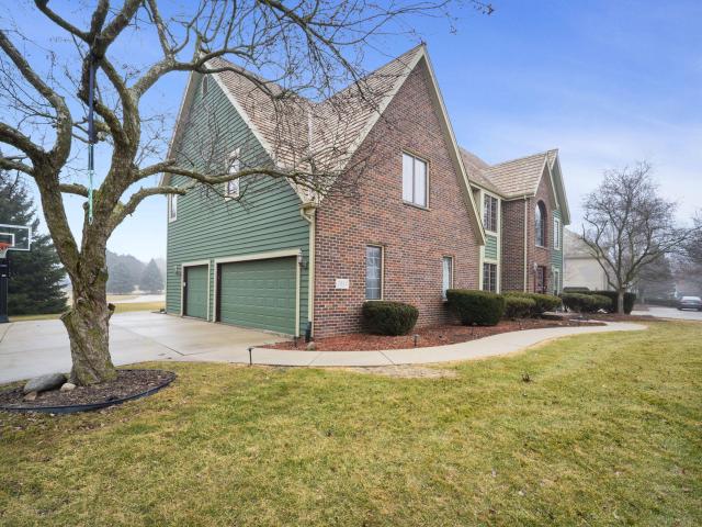 2840 Norman Dr, Brookfield, WI 53045 | MLS #1956