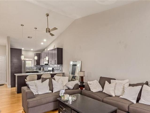 2840 Bluebonnet Drive 0