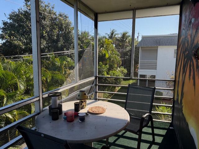 2840 Cynthia Ln, Unit 212, Lake Worth Beach, FL 33461 | Compass