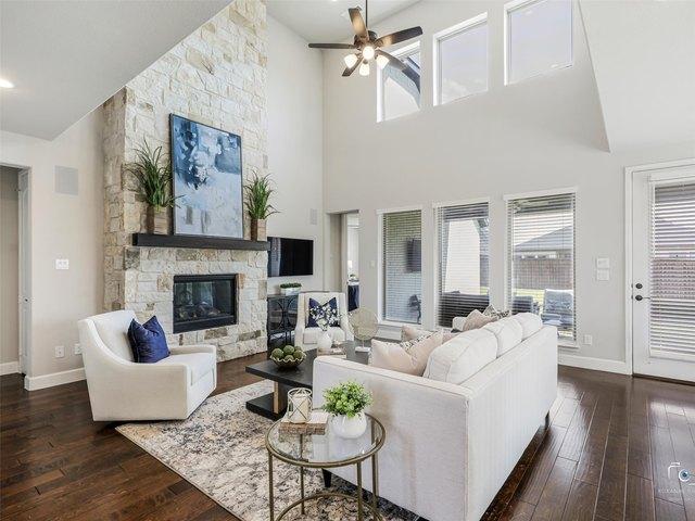 2840 Eccleston St, Celina, TX 75009