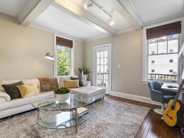 2840 Peachtree Road NW 406