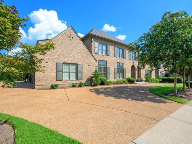 2840 Rue Jordan Cv, Germantown, TN 38138
