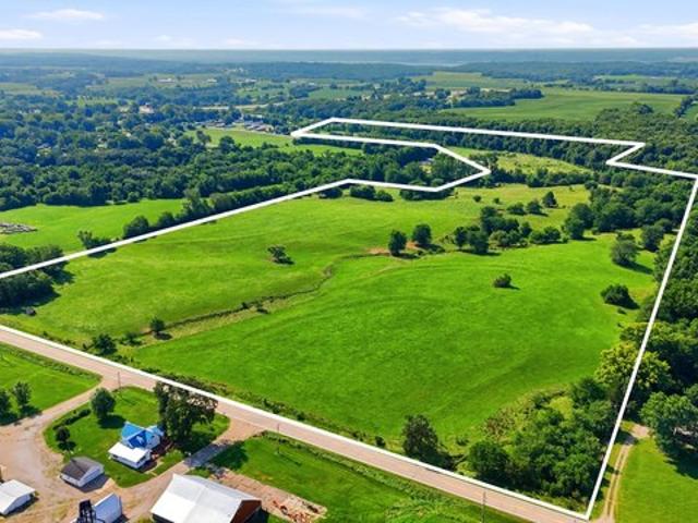 2840 th St, Muscatine, IA 52761