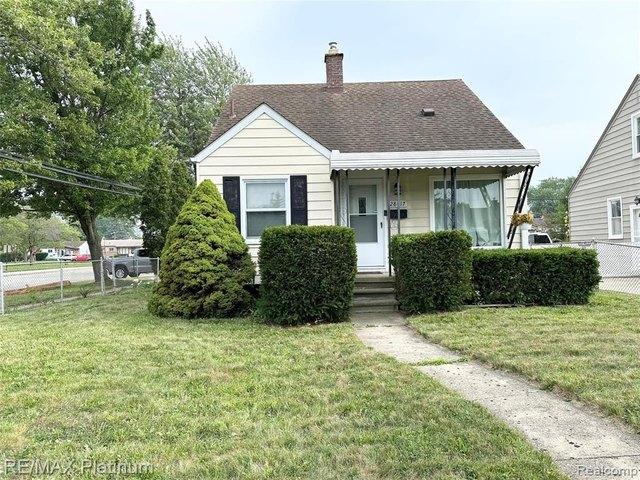 28417 Barton St, Garden City, MI 48135