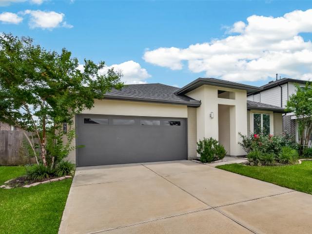 28419 Hazel Trail