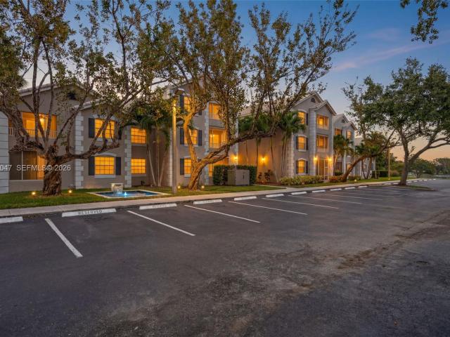 2841 N Oakland Forest Dr, Unit 110, Oakland Park, FL 33309 | MLS #A11967