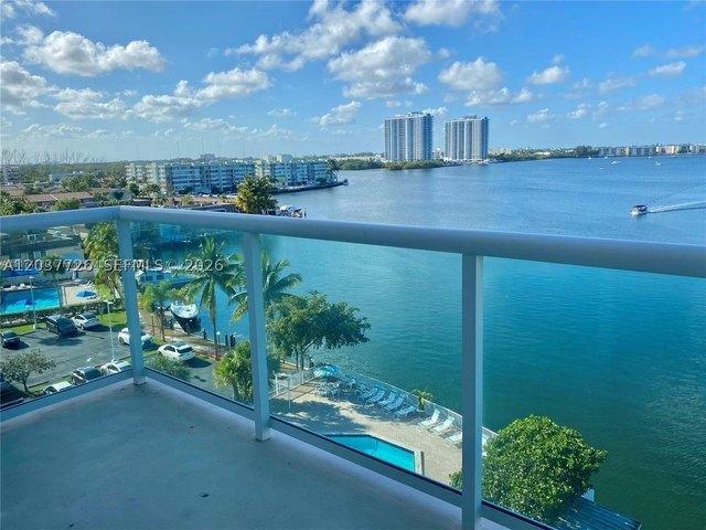 2841 NE 163rd St Apt 803, North Miami Beach, FL 33160