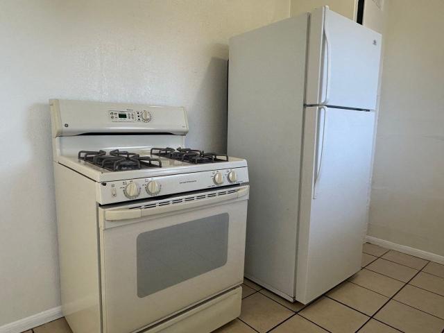 2841 B Street 1 Bedroom Apartment for Rent at 2841 B St, Rosamond, CA 93560