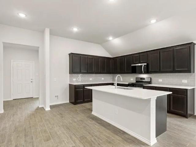 2841 Hay Lane