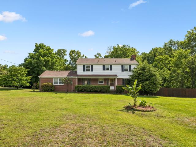 2841 Renee Dr