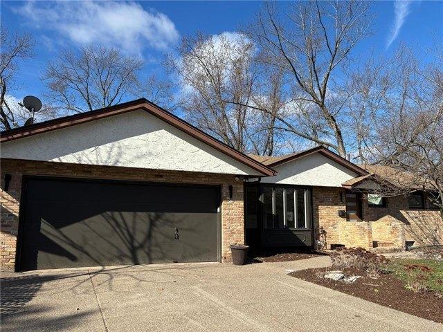 2841 W 91st St, Bloomington, MN 55431