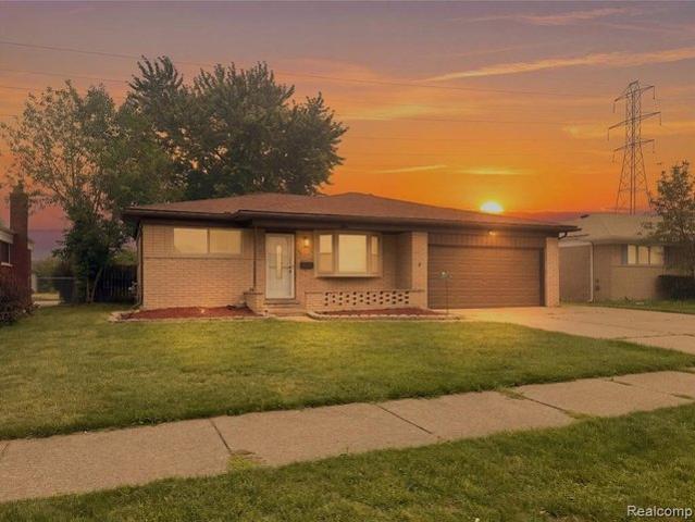 28423 Flanders Ave, Warren, MI 48088