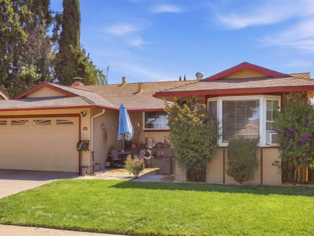 2842 Akino Ct