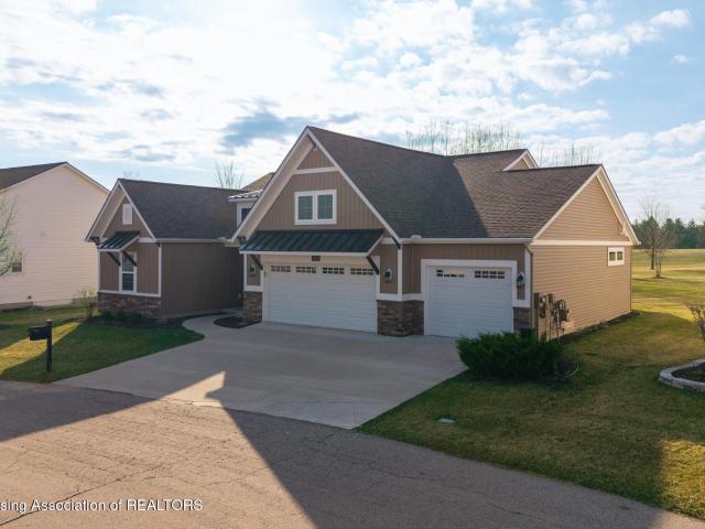 2842 Carnoustie Drive