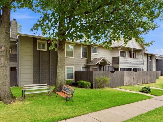 2842 E 90th St Unit 902, Tulsa, OK 74137