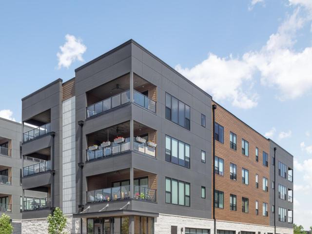 2842 Gunnison Drive # 203