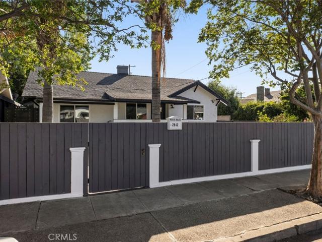 2842 W Ave 33, Los Angeles, CA 90065 | MLS #GD25174 | Compass