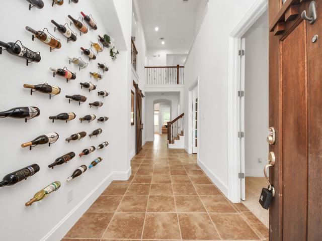 2842 Walnut Crest Drive