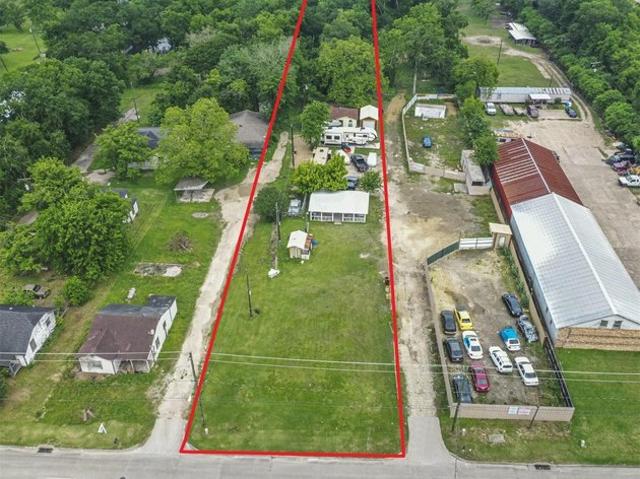2842 5th St, Stafford, TX 77477