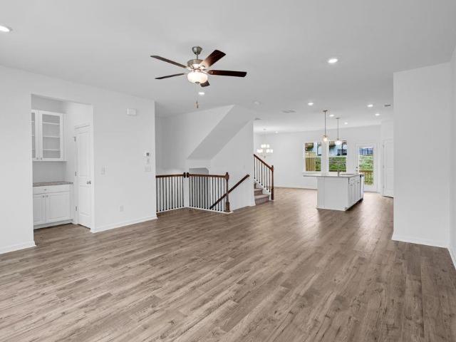 2843 Rosehall Way