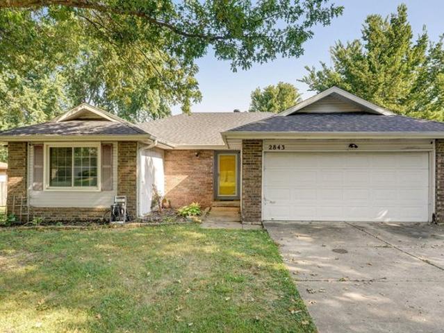 2843 W Primrose Ln, Springfield, MO 65807