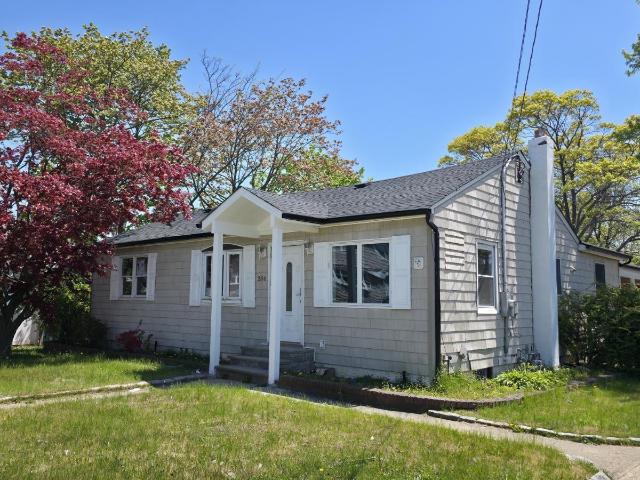 284 15th Street