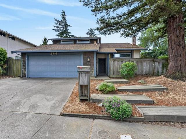 284 Carlisle Way, Benicia, CA 94510