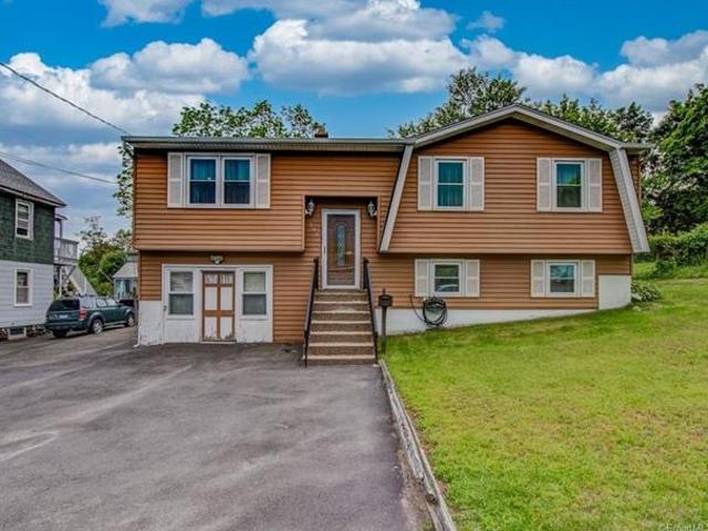 284 Citizens Ave, Waterbury, CT 06704