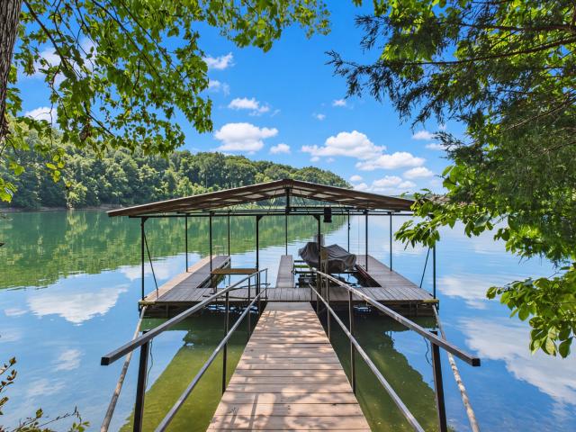 284 Crystal Creek Cir