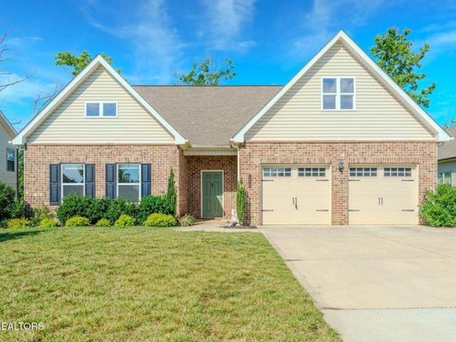 284 Aspen Dr, Lenoir City, TN 37771
