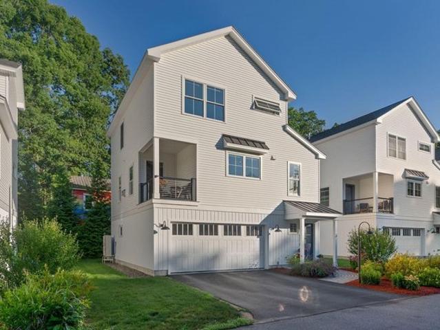 284 Bradley St Unit 3, Saco, ME 04072