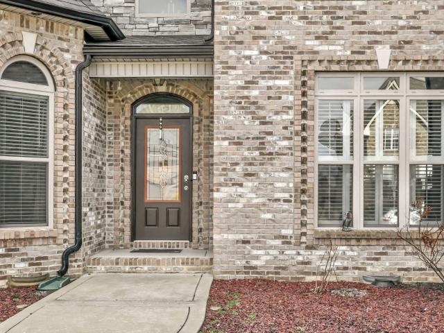 284 Browning Ct