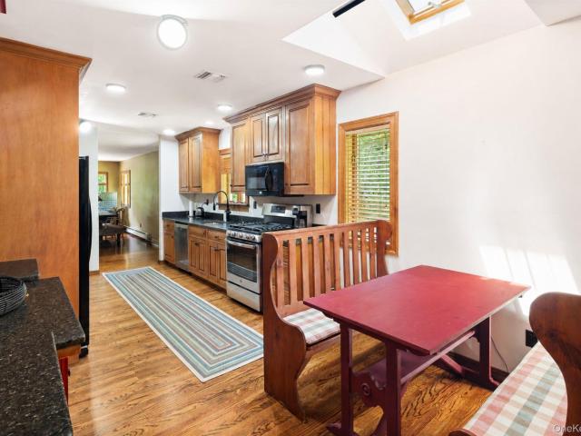 284 Germonds Road