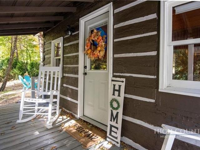 284 Grady Winkler Rd, Boone, NC 28607