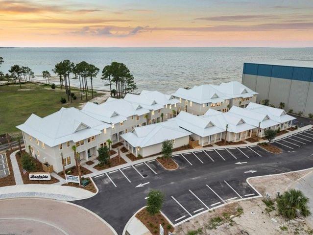 284 Dockside Dr, Port Saint Joe, FL 32456