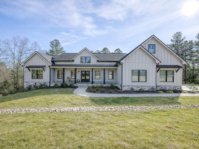 284 Eastridge Ct, Blairsville, GA 30512