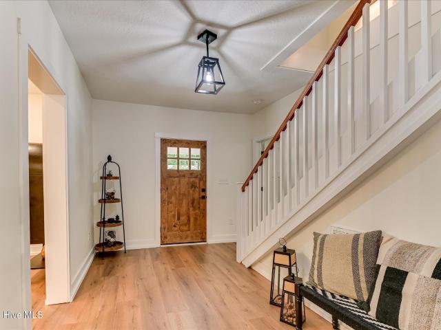 284 Elm Street