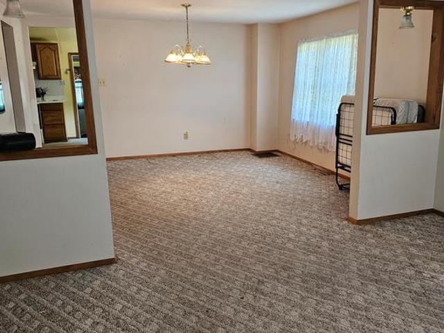 284 Floodgate Road