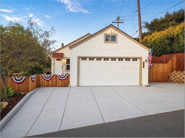 284 Heavenly Valley Rd, Newbury Park, CA 91320