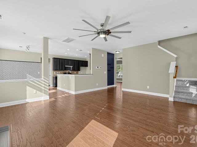 284 Oakbourne Lane