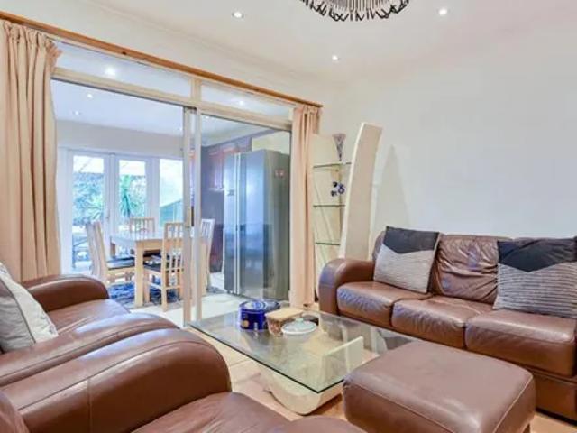 284 Lionel Road North, London, TW8 9QT, United Kingdom | 4 bed house for rent #138775835 | Rentberry
